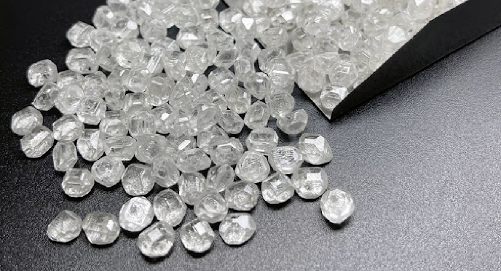 How to tell if a diamond was created in a lab?